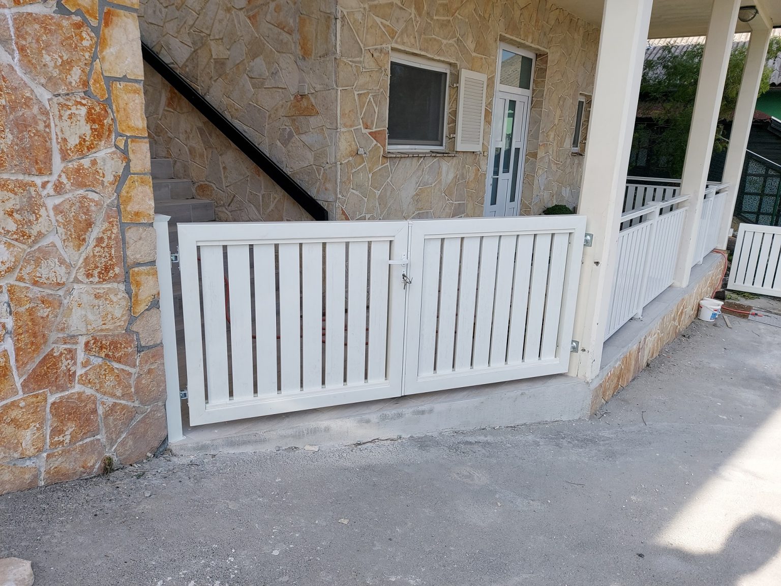 Pješačka i dvorišna vrata – Miki-plast